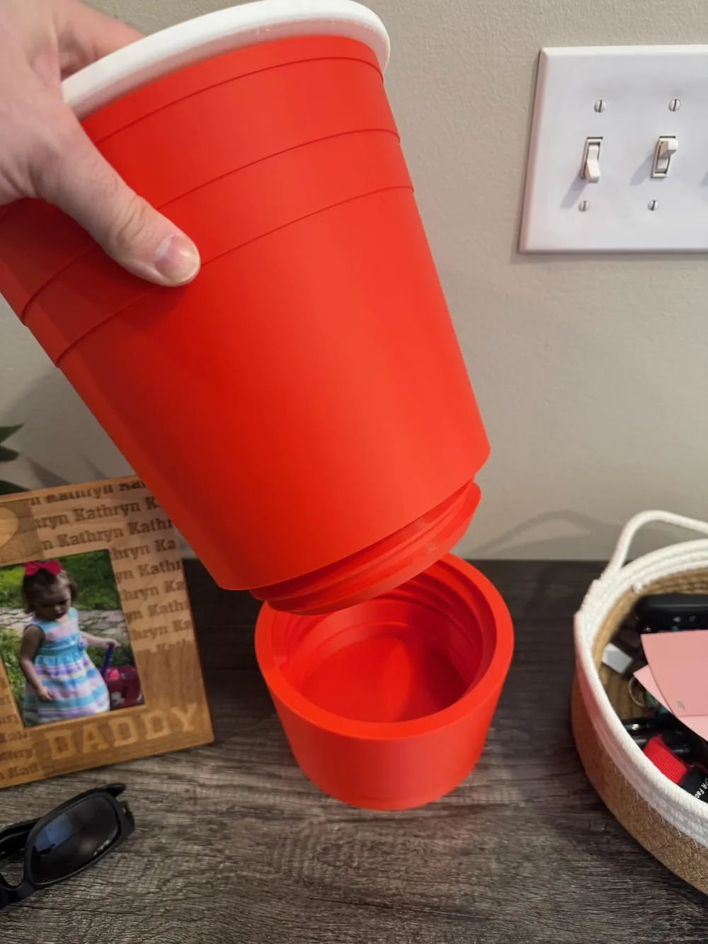 250% Red Solo Cup Planter with Drainage by Carman3D - MakerWorld