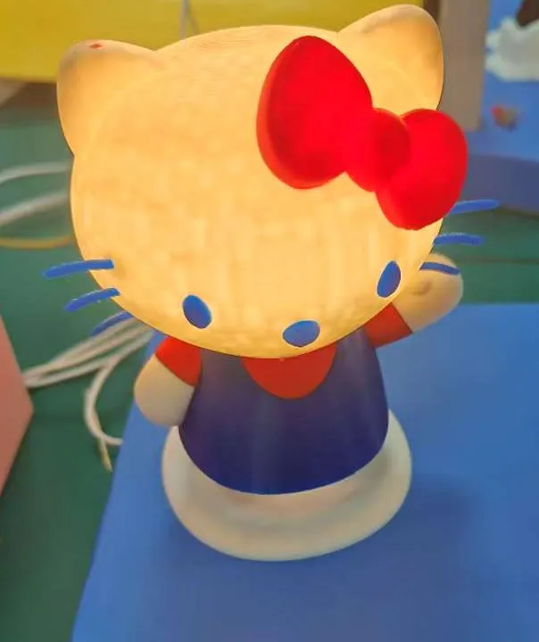 Hello Kitty by 懵摩妥 - MakerWorld