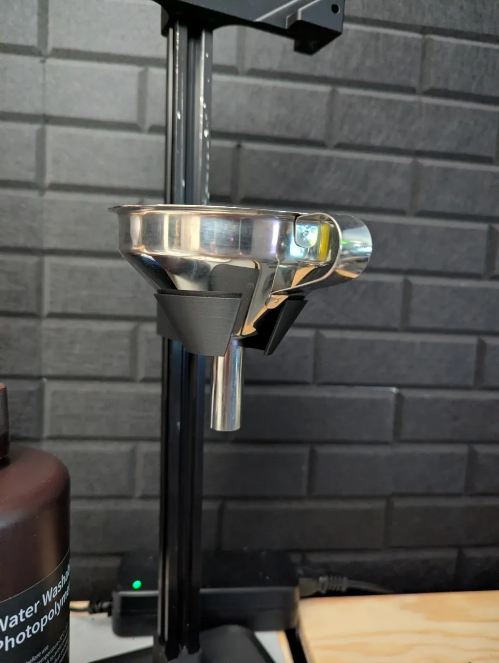 Elegoo Saturn 4 Ultra Vat Stand + Funnel w/ Handle - Free 3D Print ...