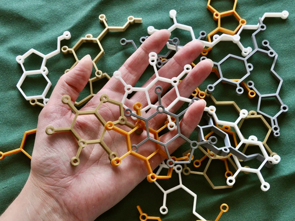 Molecule Ornaments by PenolopyBulnick - MakerWorld
