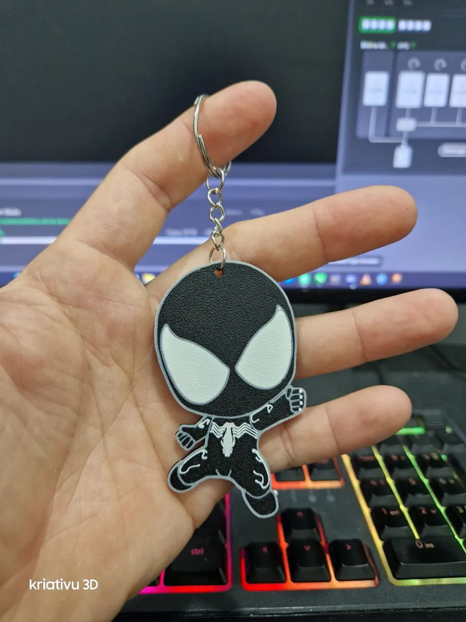 keychain venom by kriativu 3D - MakerWorld
