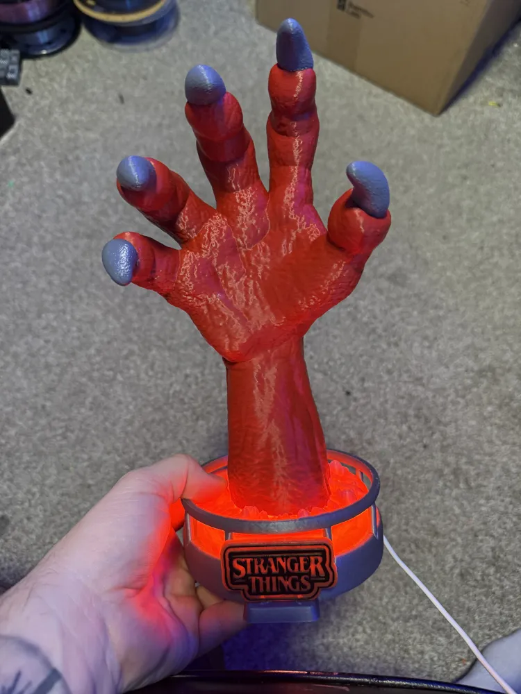 STRANGER THINGS - CONTROLLER HOLDER - Free 3D Print Model - MakerWorld