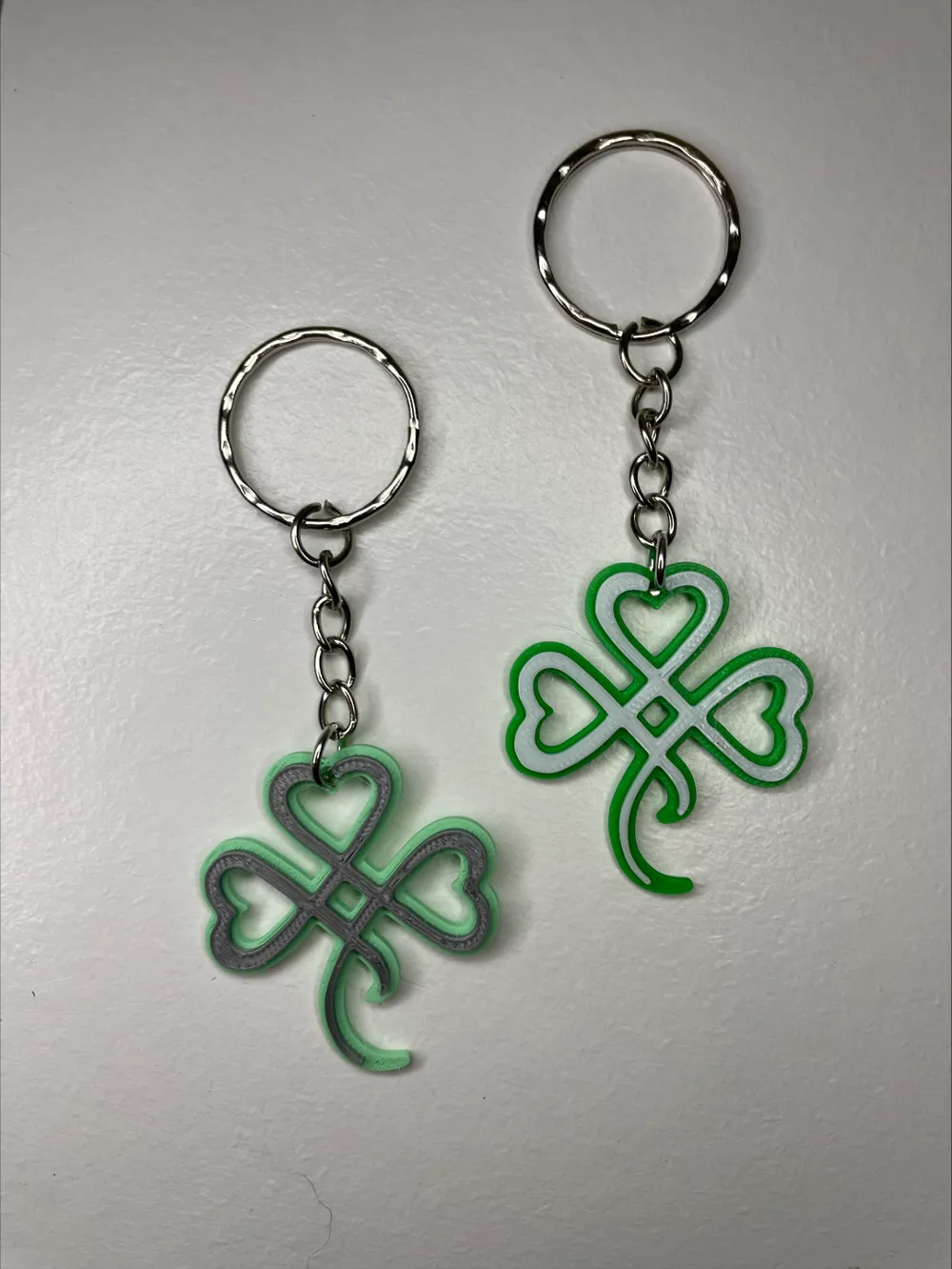 Irish Clover Keychain by seamusodubhaigan - MakerWorld