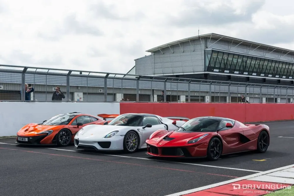 Garage with the Holy Trinity of Hypercars by FF MakerWorld: Download ...