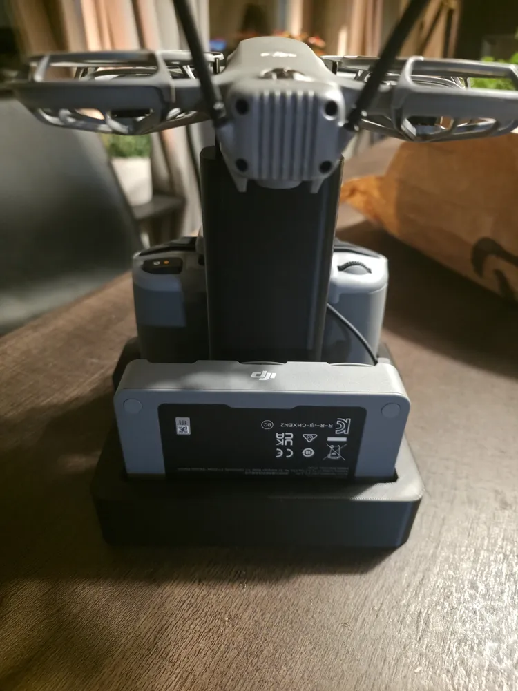 DJI Neo 2 Desktop Display and Charging Stand - Free 3D Print Model ...
