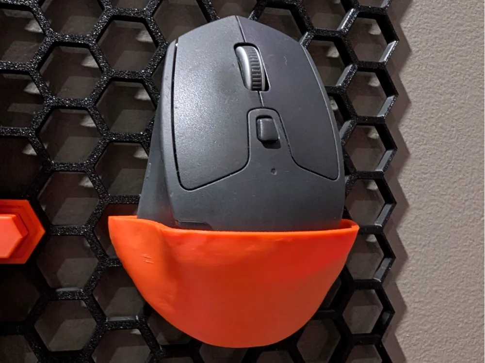 Logitech M720-hållare för HSW Remixad av user_1994691921 MakerWorld ...
