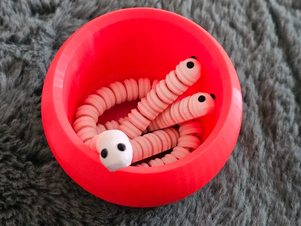 Articulated Fidget Toy Worm Remixed by yusuffles - MakerWorld