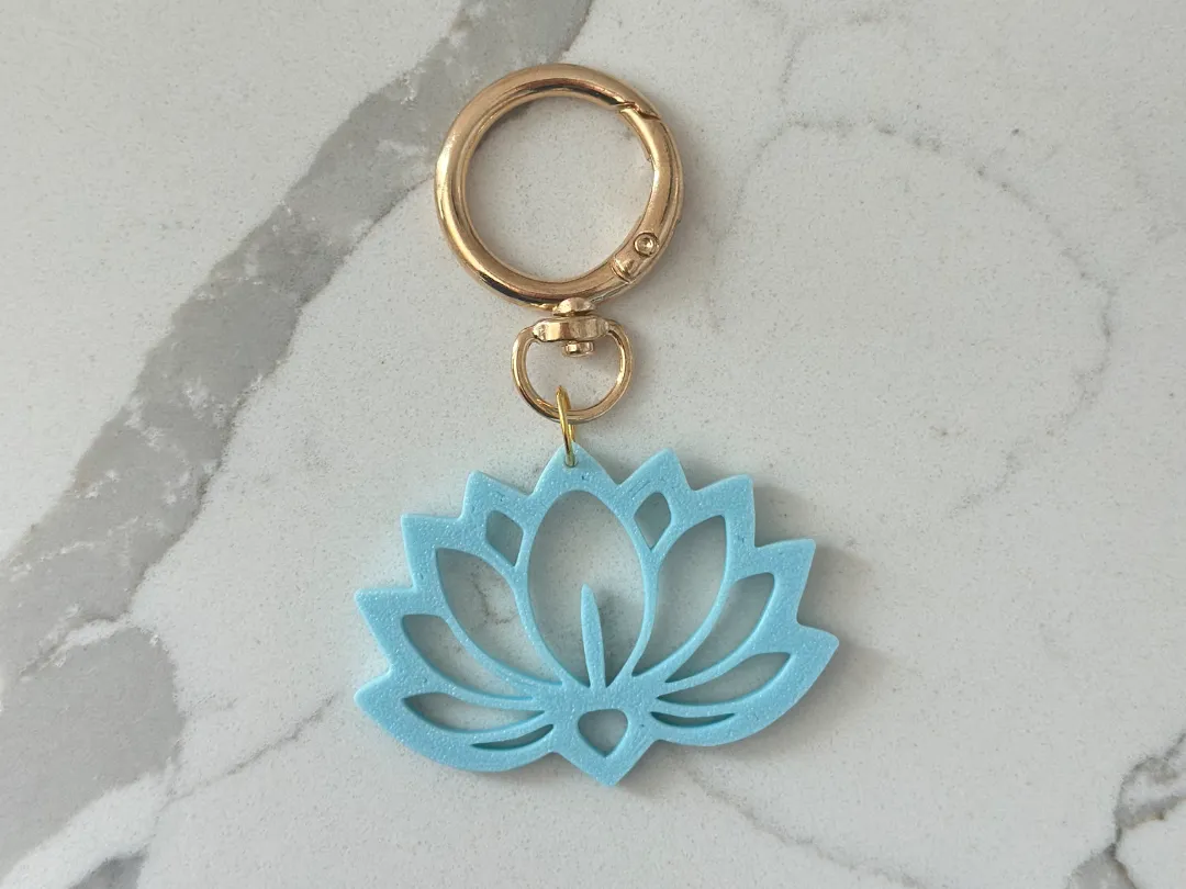 Lotus Keychain - Free 3D Print Model - MakerWorld