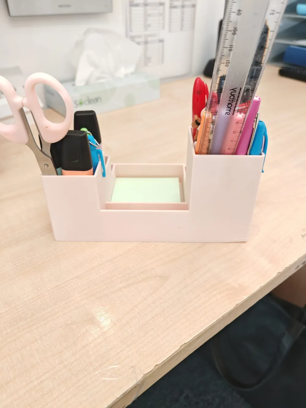 Highland Cow Desk Organiser/Personalise - Free 3D Print Model - MakerWorld