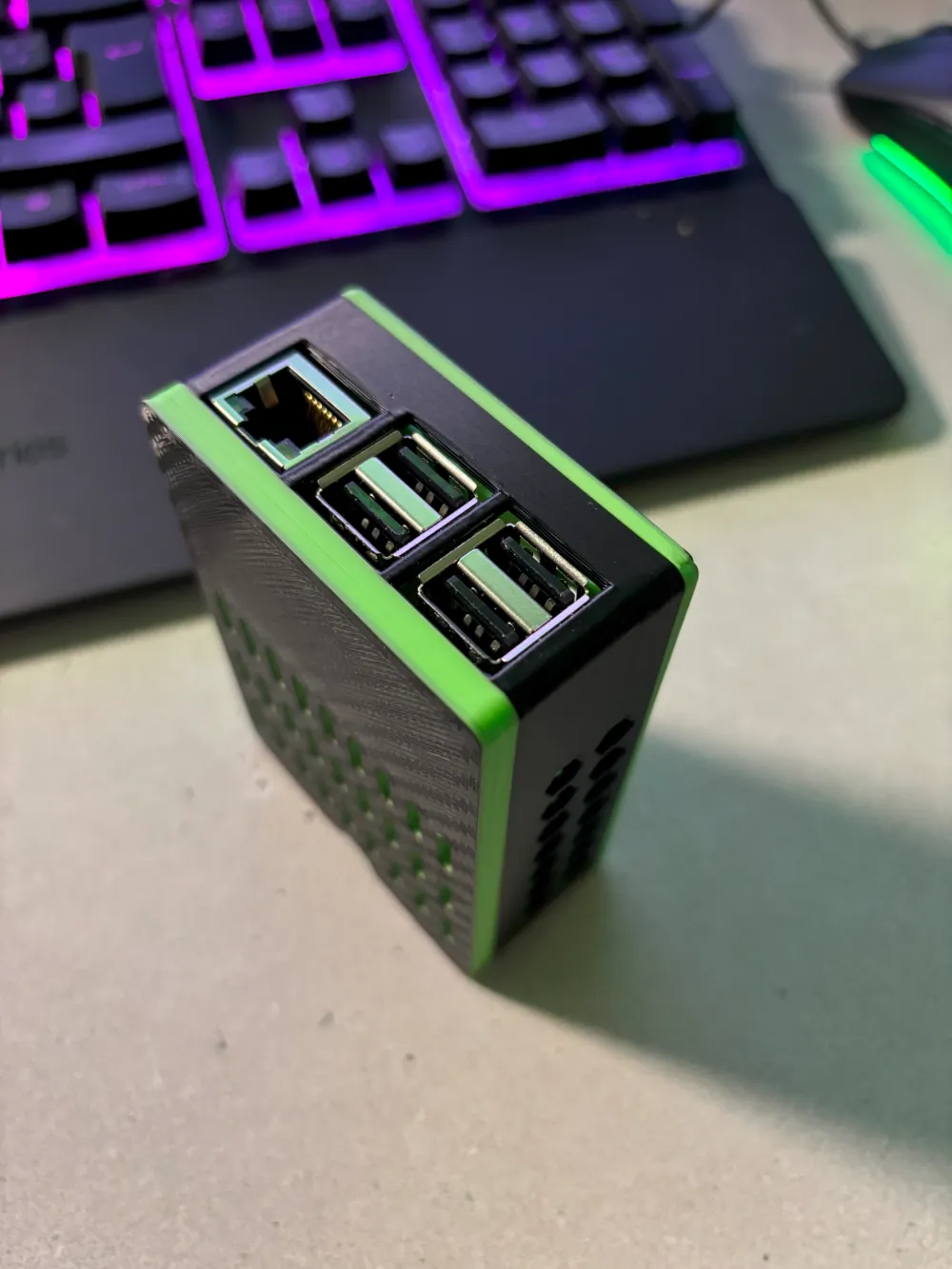 Enclosure for Raspberry PI 3 B + by 3DDruck_X MakerWorld: Download Free ...