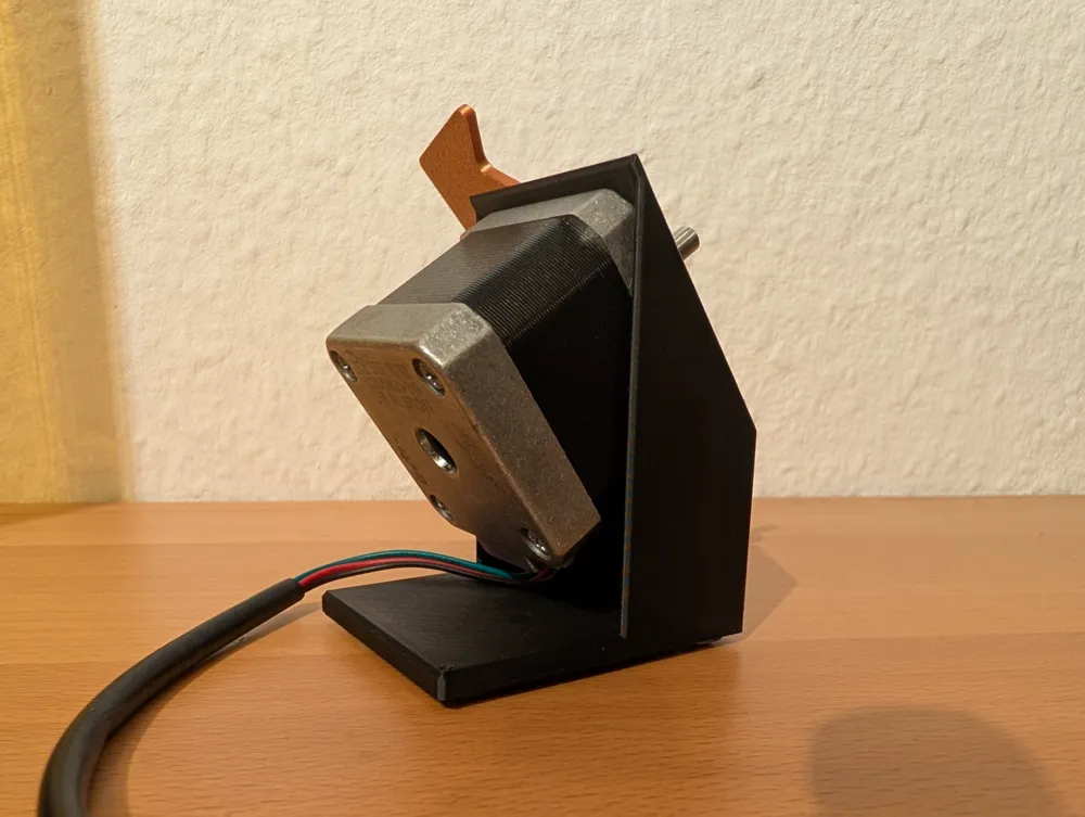 Nema 17 Stepper Motor Stand by Hannes - MakerWorld