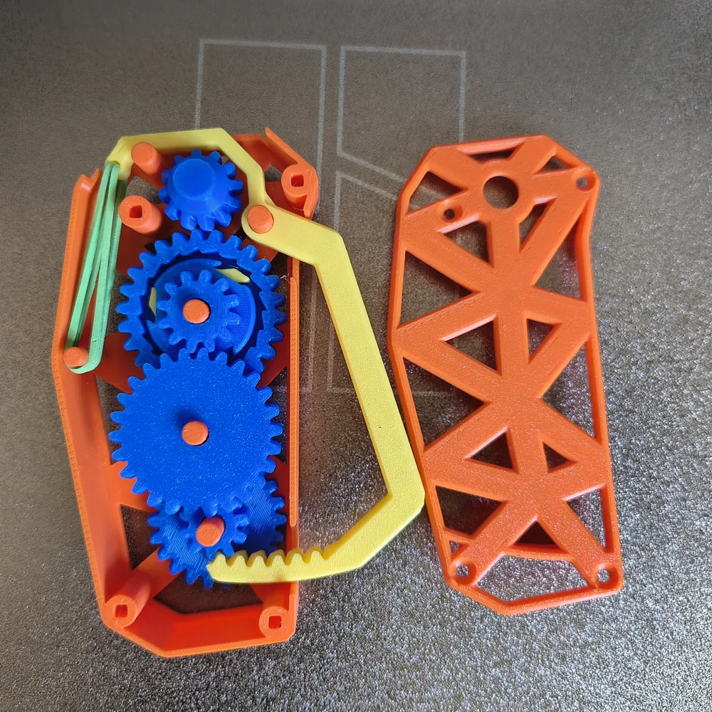 Squeeze fan by leny8988 MakerWorld: Download Free 3D Models