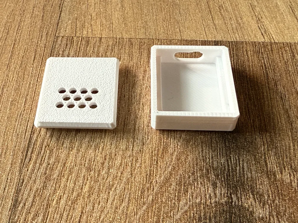 ESP32-S3 SuperMini case (no GPIO cable hole) Remixed by BitBjorn ...