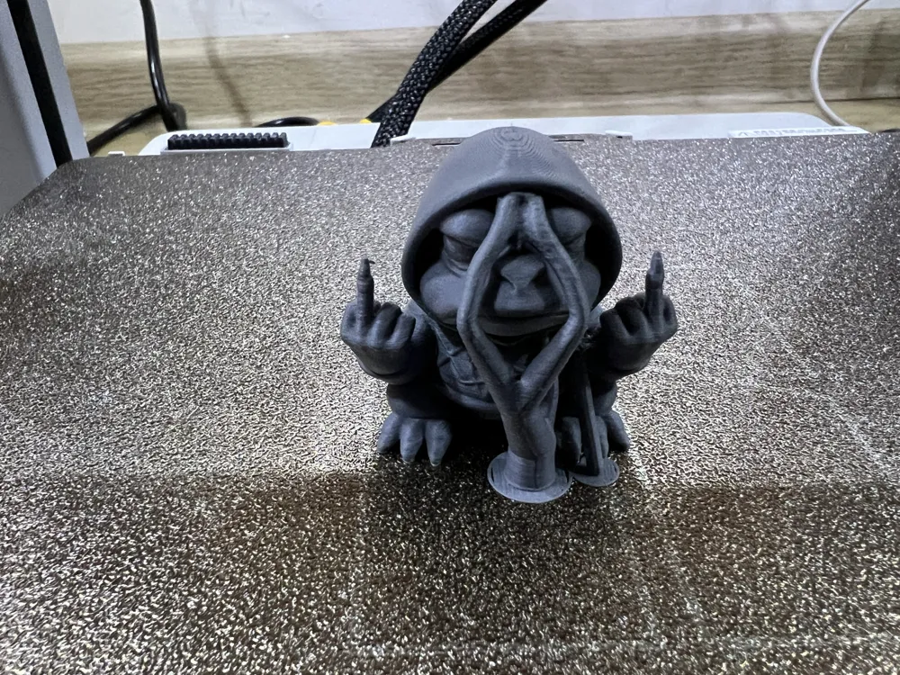 Hoodie Menace — The Double Rude Frog by Evilian MakerWorld: Download ...