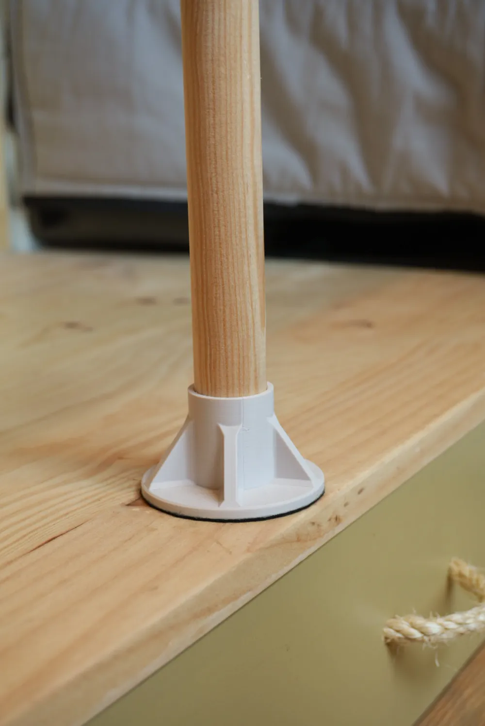 Table Leg Mounts by Bastiklein MakerWorld: Download Free 3D Models