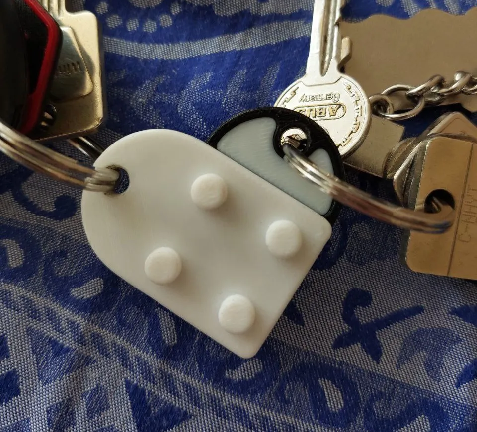 BRICK KEY HOLDER BOARD WITH KEY HOLDERS by sauerkirschsaft - MakerWorld