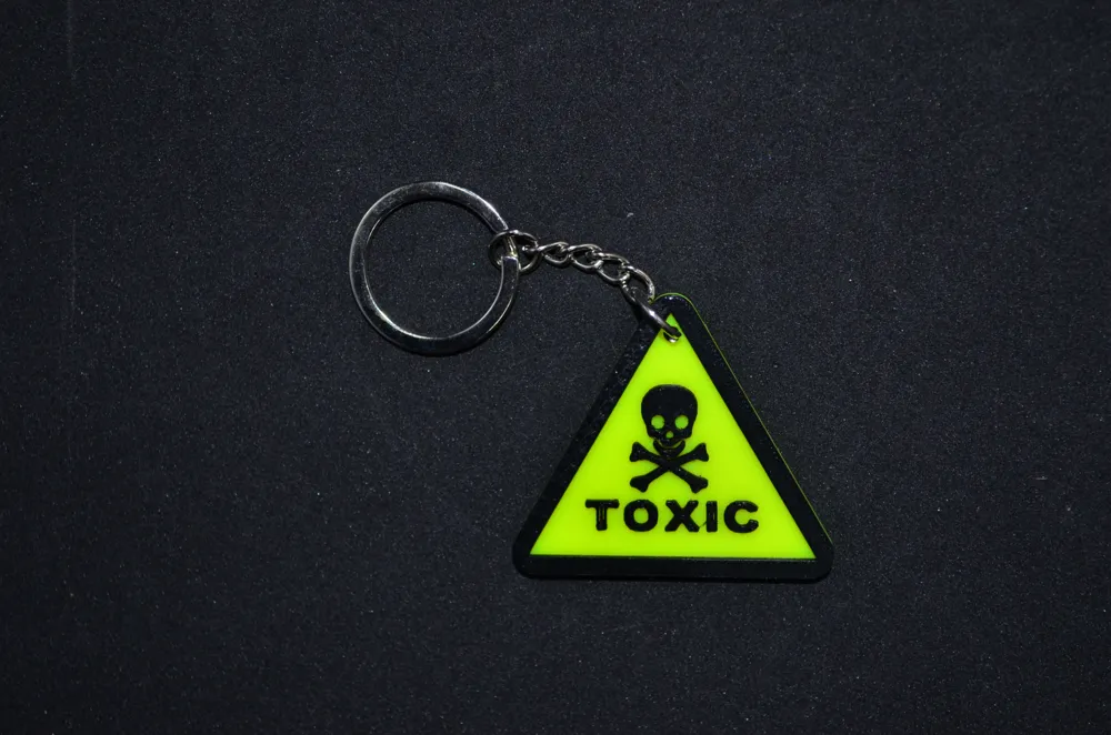 KEYCHAIN TOXIC by Mike 3D - MakerWorld