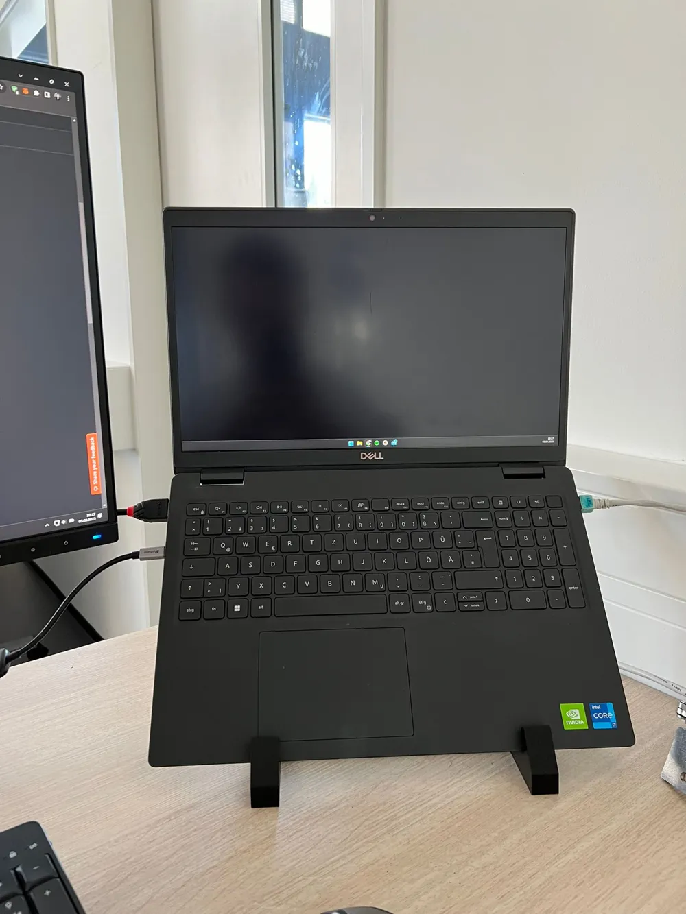 Ultra portable simple Laptop raiser stand Dell by Marcel - MakerWorld
