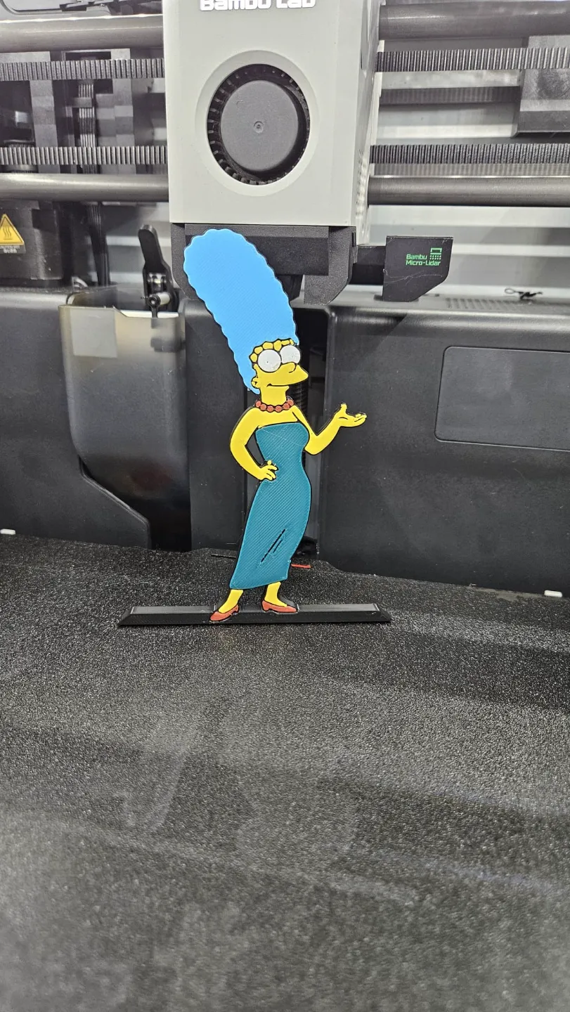 Marge Simpson by 5kyrunn3r - MakerWorld
