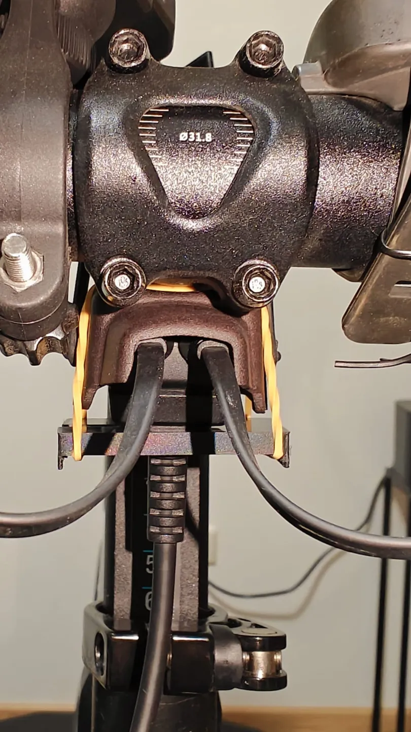 Wahoo Bike Shift magnetic connector clip by Erwin_MMakerWorld: Download ...