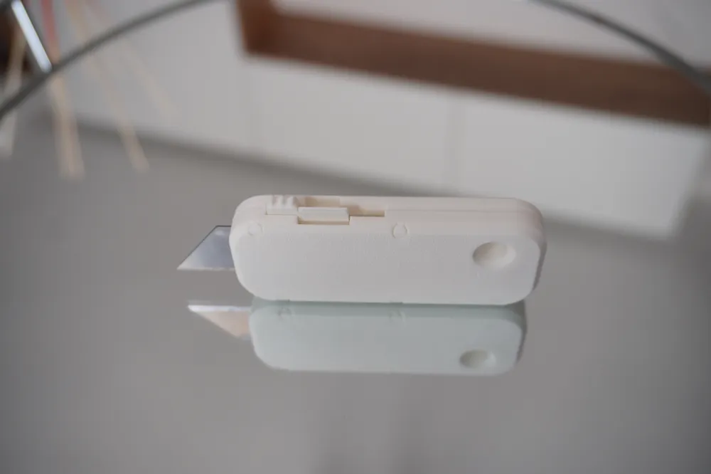 Utility Knife with Quick-Change Mechanism by Ivy & Manu Designs ...