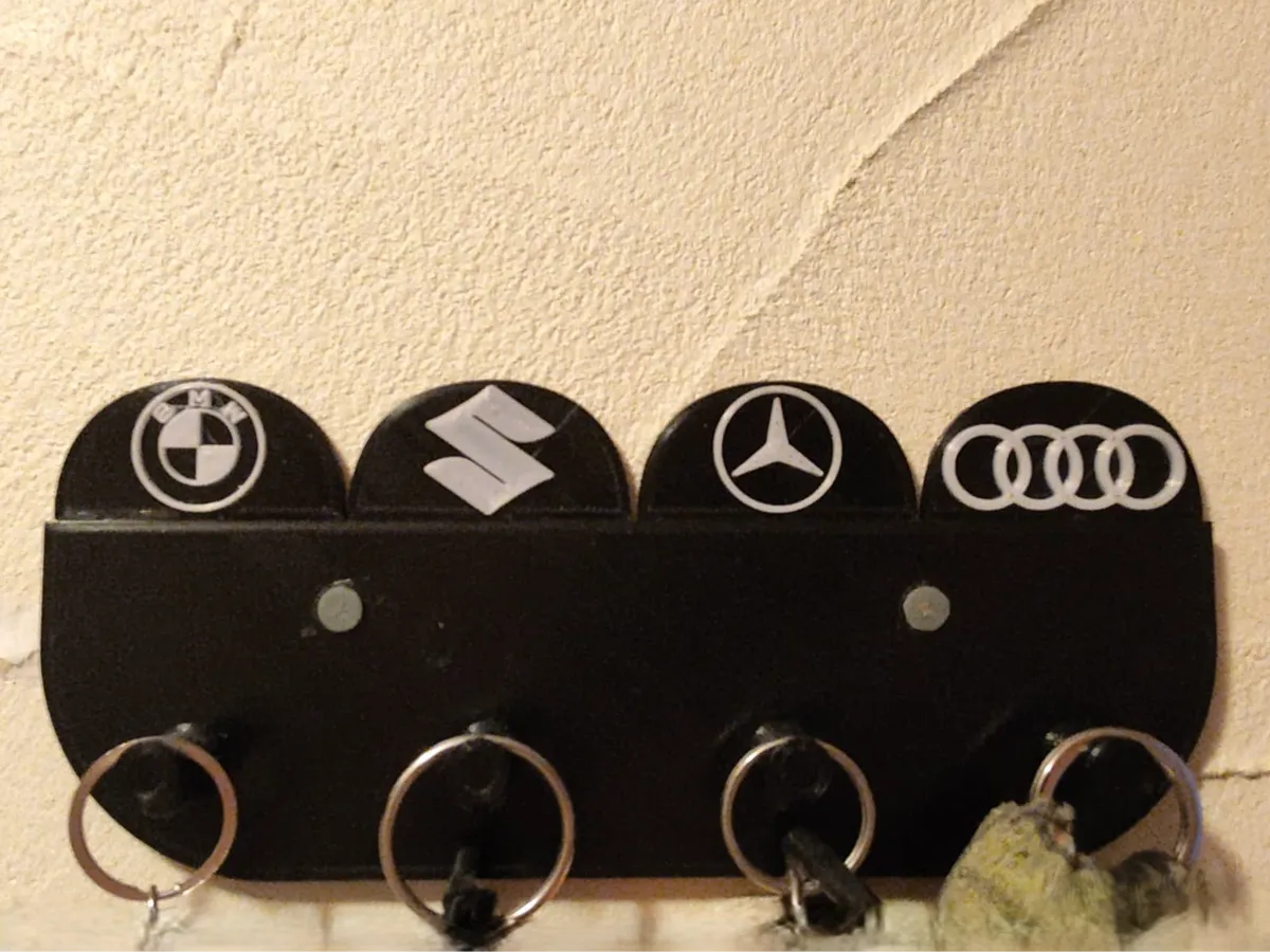 Custom Car Logo Key Rack - Free 3D Print Model - MakerWorld