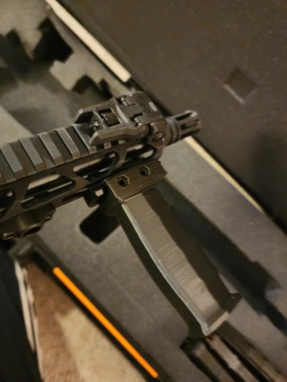 Picatinny Foregrip V1 by GravyRobber MakerWorld: Download Free 3D Models