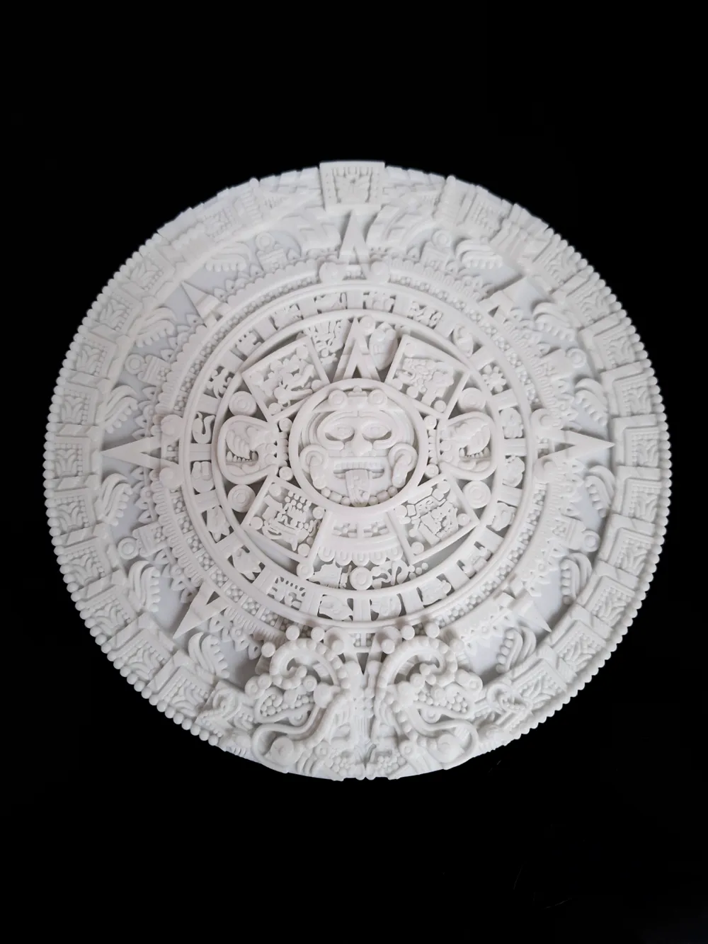 The Aztec Sun Stone 17cm by dreampaint92 - MakerWorld
