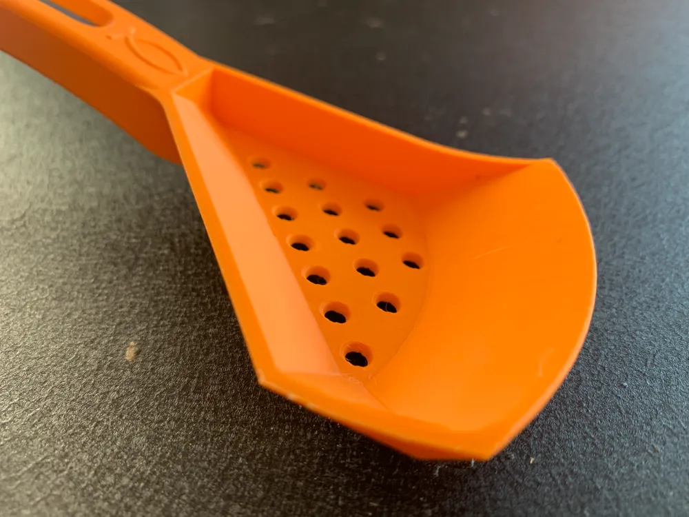 Ice Fishing - Single Minnow Scoop by Zzz3DSelkirk - MakerWorld