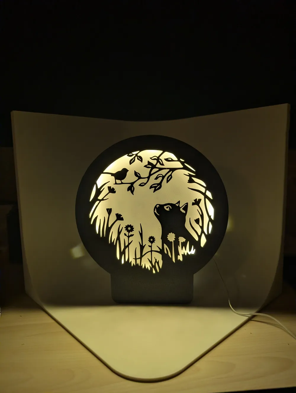 LED Silhouette Lamp Cat Motif - Free 3D Print Model - MakerWorld