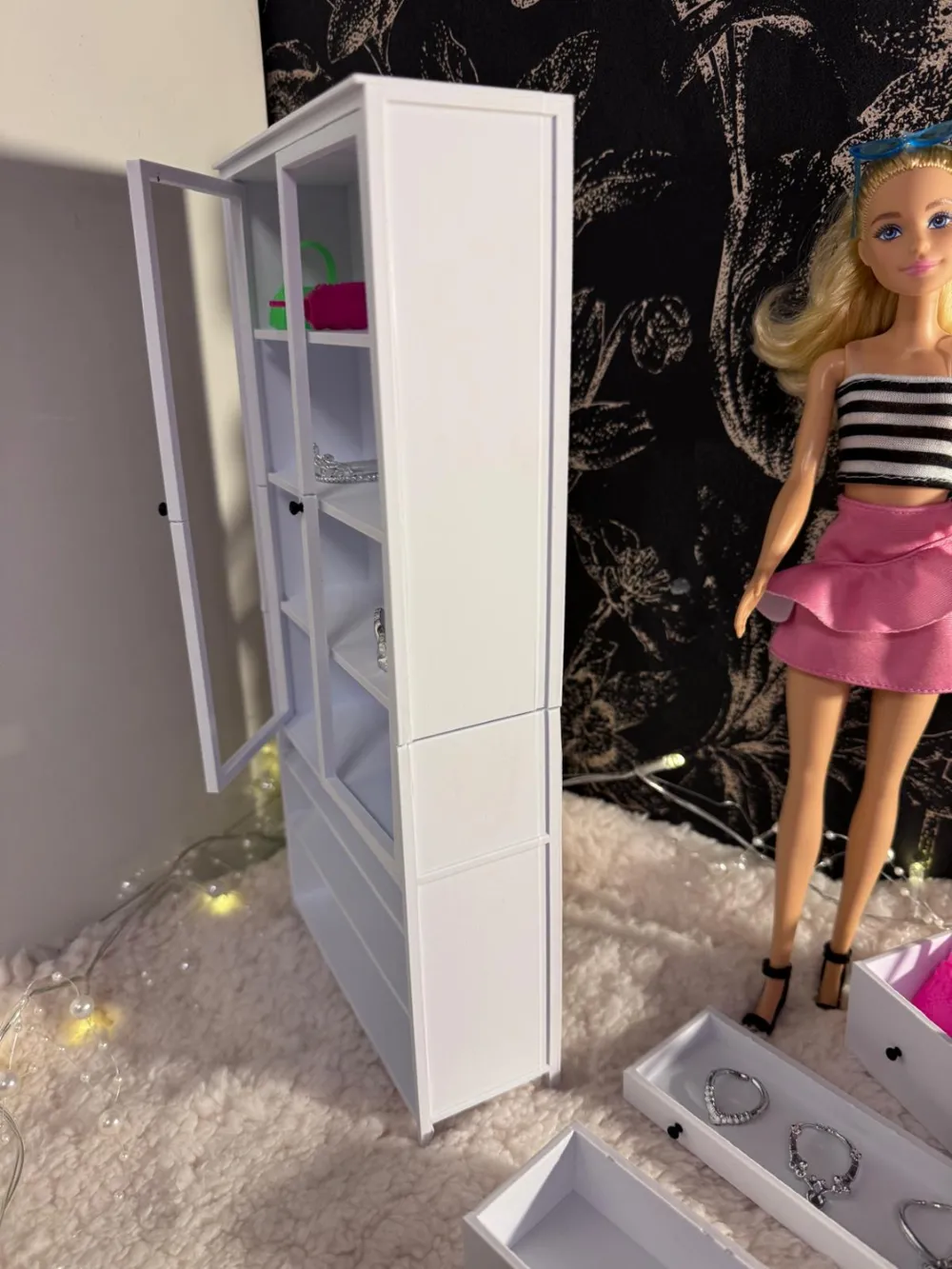 Inspirado en el mueble Hemnes de Ikea para Barbie/muñecas por MaxFabFloMakerWorld: Descarga ...