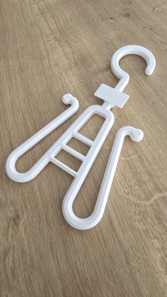 Rotating Slipper & Sneaker Hanger - Free 3D Print Model - MakerWorld