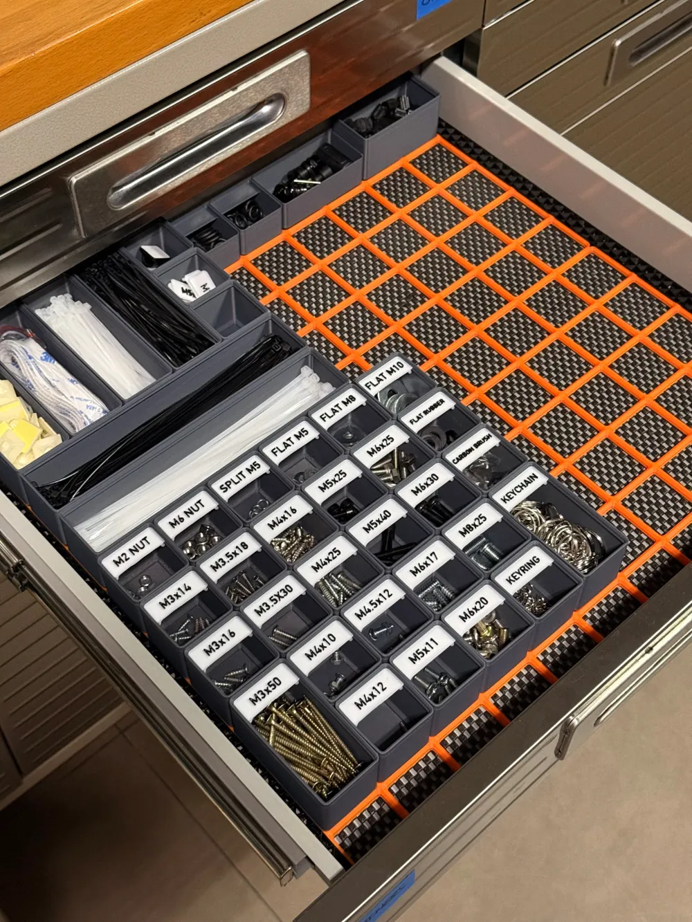 Gridfinity Base for Seville Workbench Drawers by marvthemaker - MakerWorld