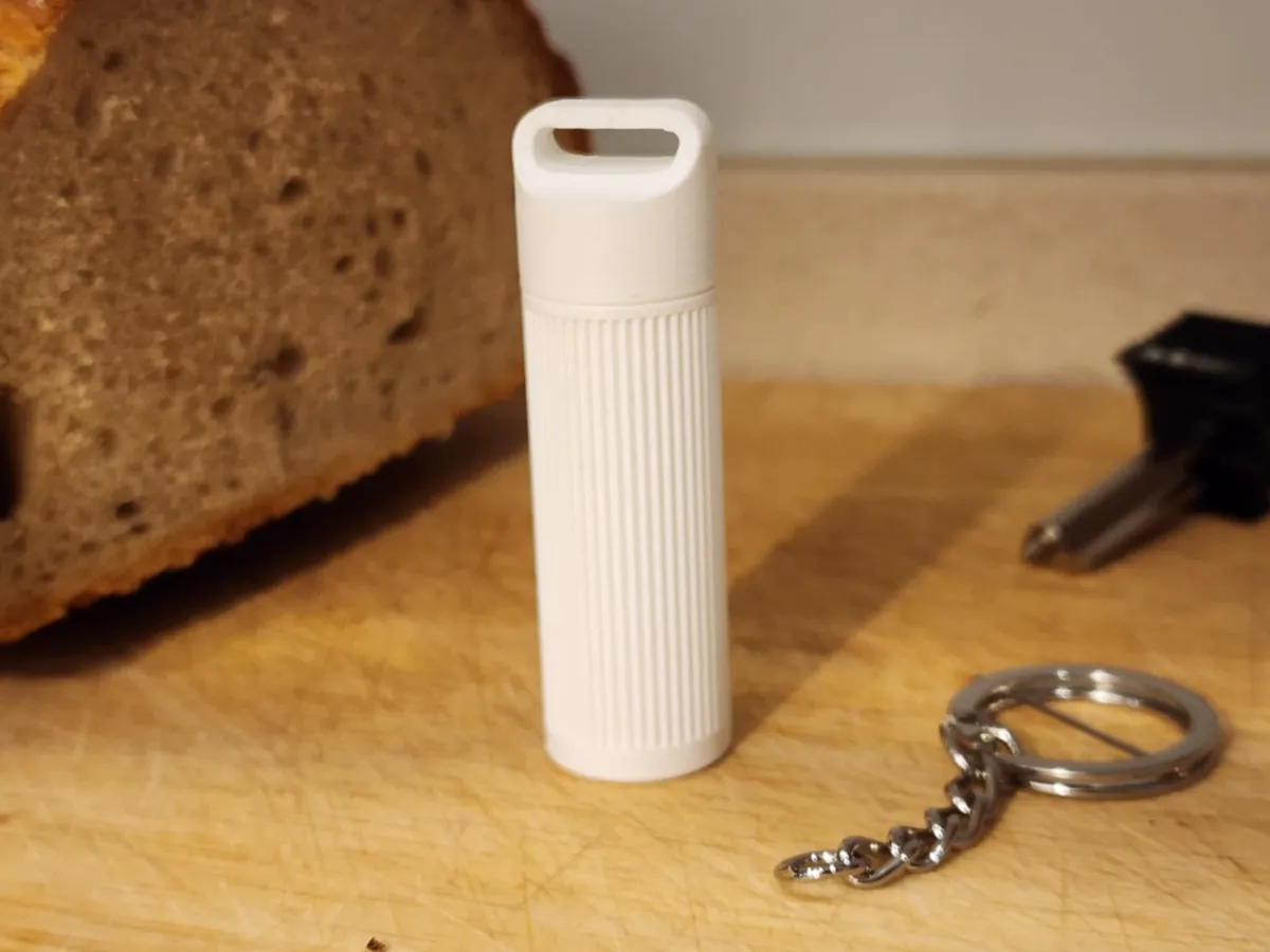 Keychain Salt Shaker - Free 3D Print Model - MakerWorld