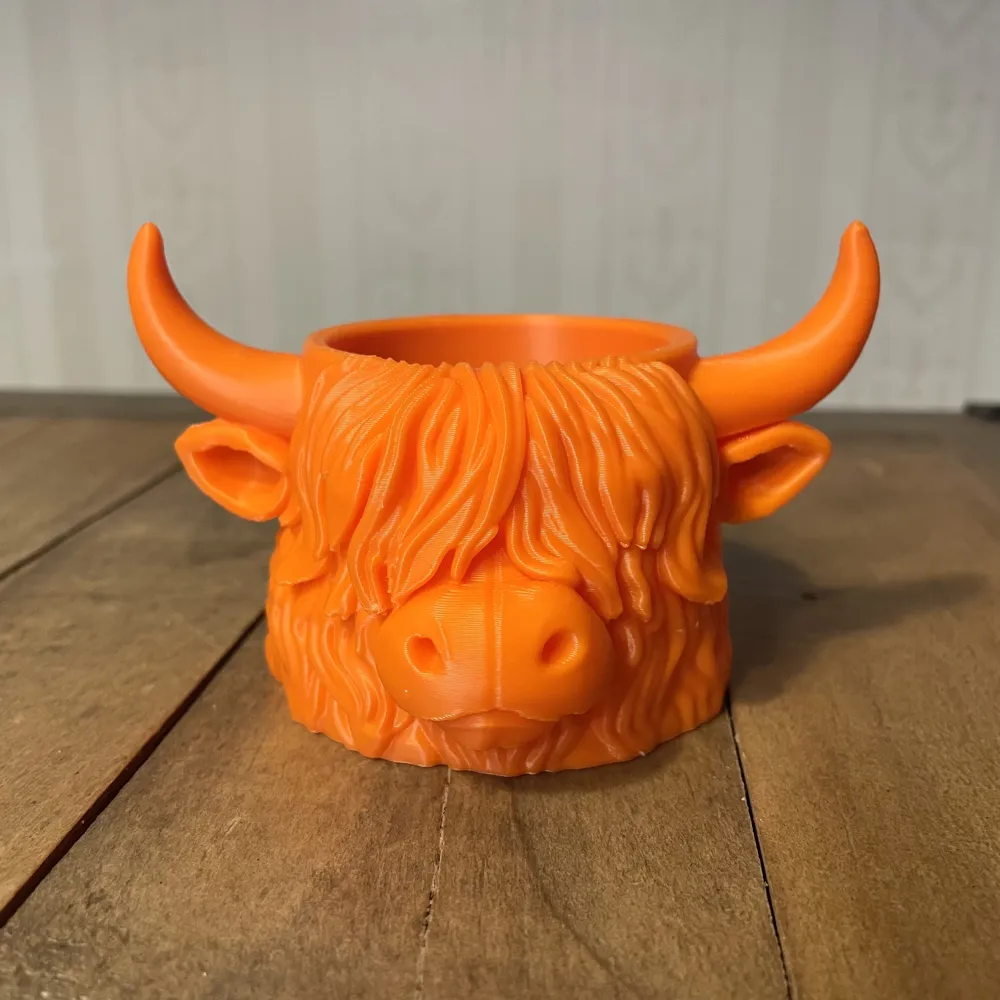 Highland Cattle - Mini Planter - Free 3D Print Model - MakerWorld