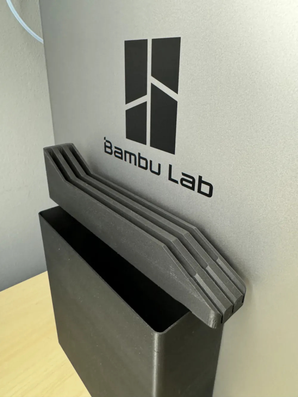 X1C/P1S Modern Build Plate Stand by Lukas - MakerWorld