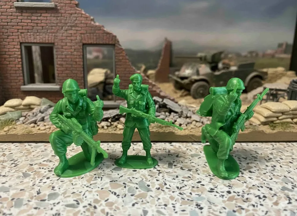soldiers giving middle finger - Free 3D Print Model - MakerWorld