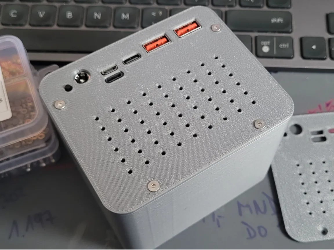 Power bank 100W 5S3P 10Ah 180Wh 18650 - Free 3D Print Model - MakerWorld