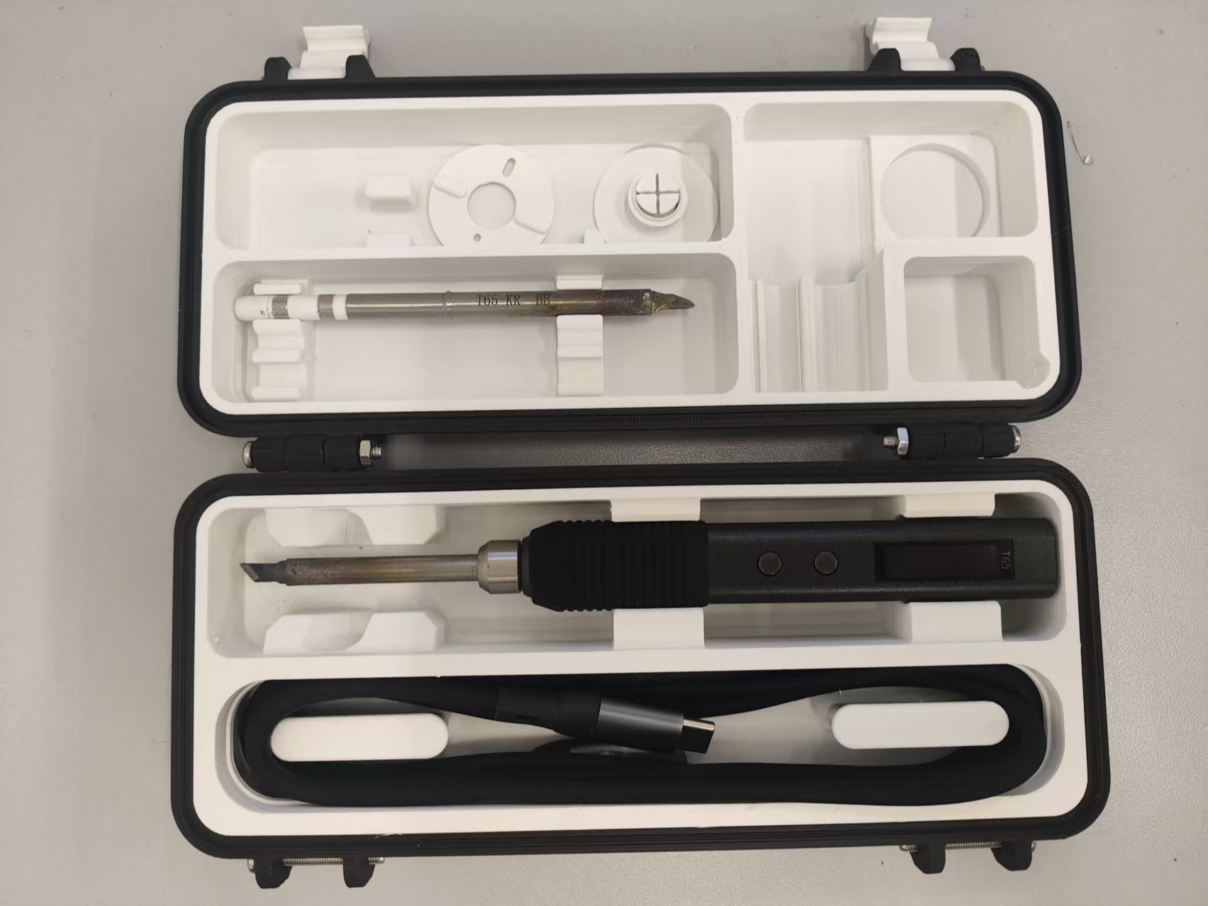 A T65 soldering iron case, a modification of someone else's design ...