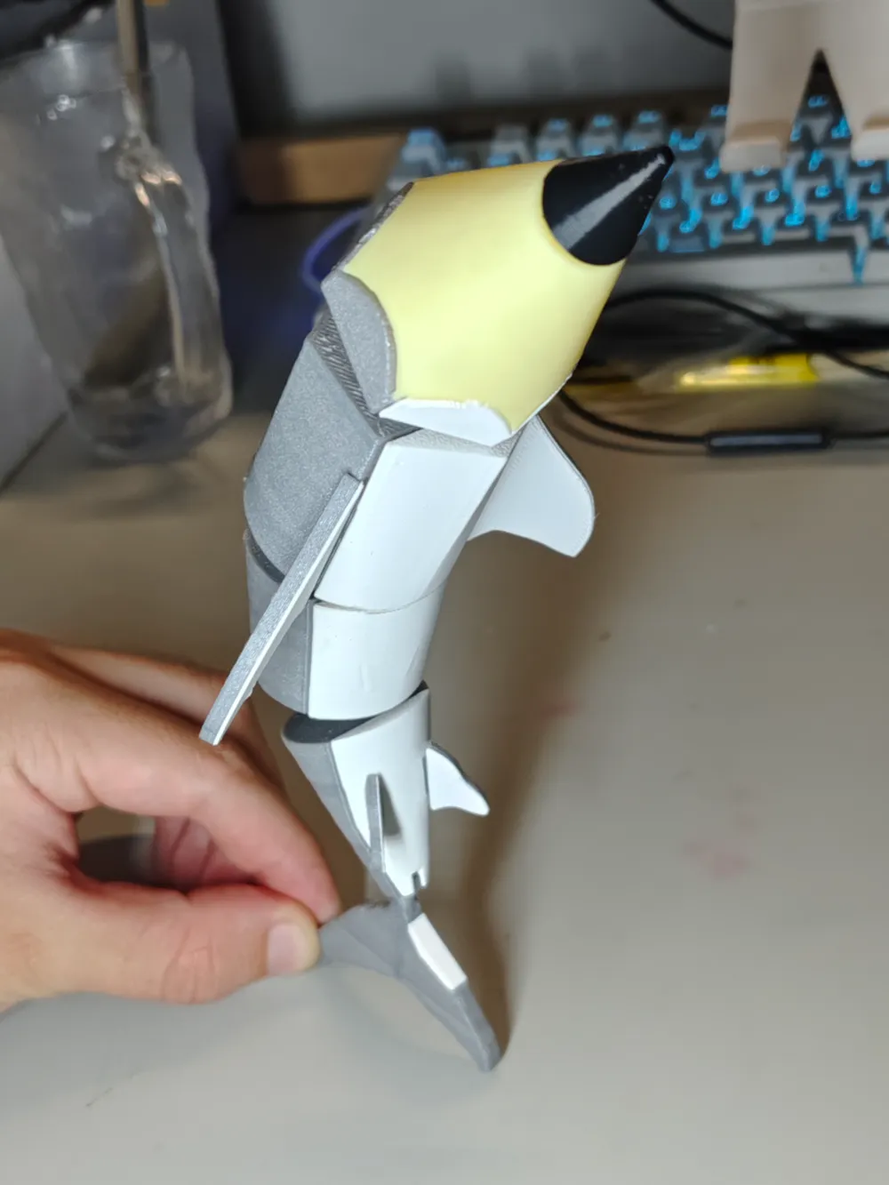 Articulated Great White Shark Pen by 今天你翘边了吗 - MakerWorld