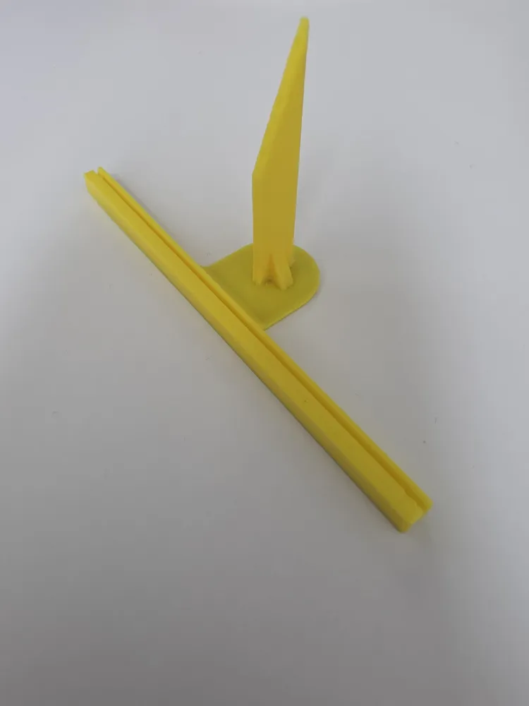 简单照片支架 来自 Home crafts MakerWorld：免费下载 3D 模型