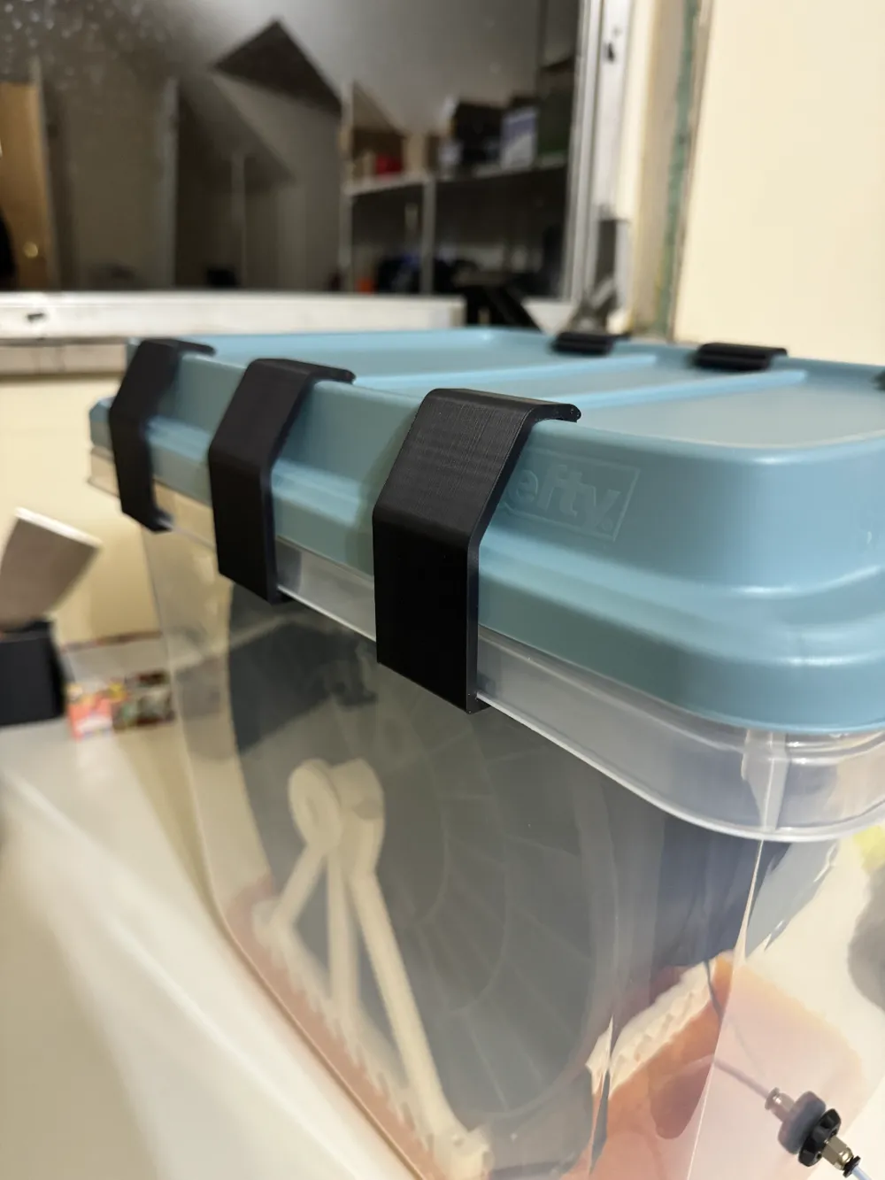 Lid Clamp for 5KG Filament Spool Dry Box - Hefty by jmthornsburg ...