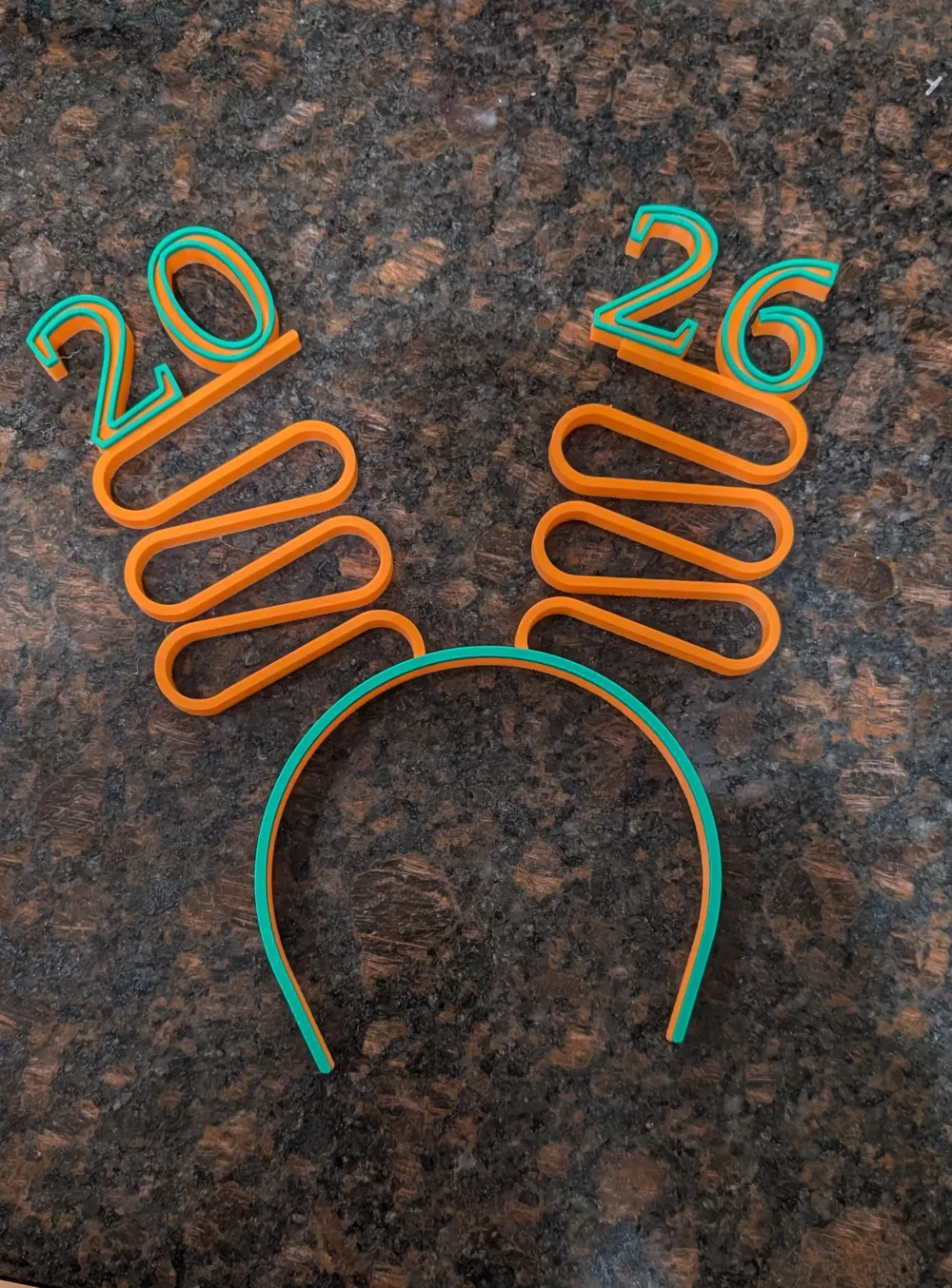 Diadema Oscilante de Nochevieja 2026 - Modelo de impresión 3D gratuito ...