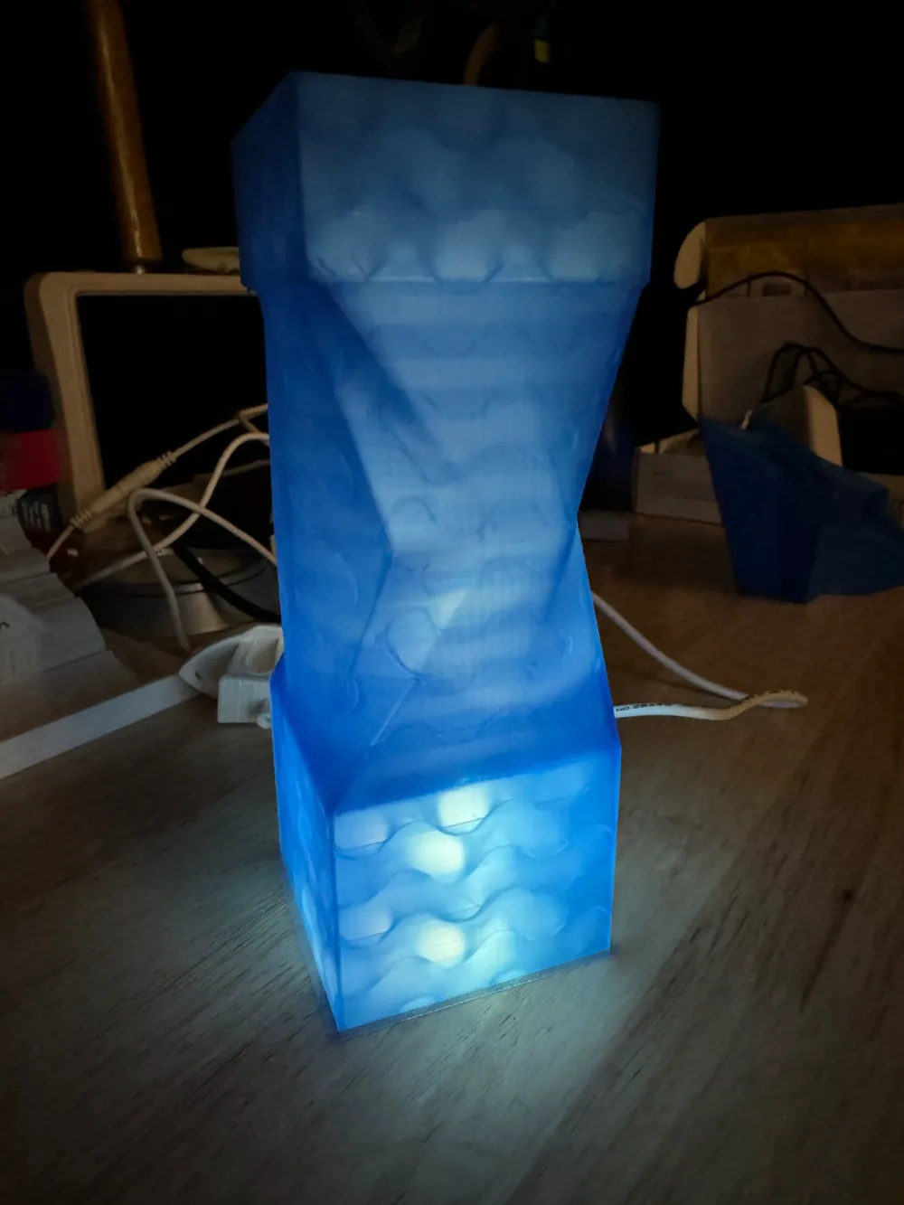 Translucent Accent Lamp by Not Punny Labs - MakerWorld