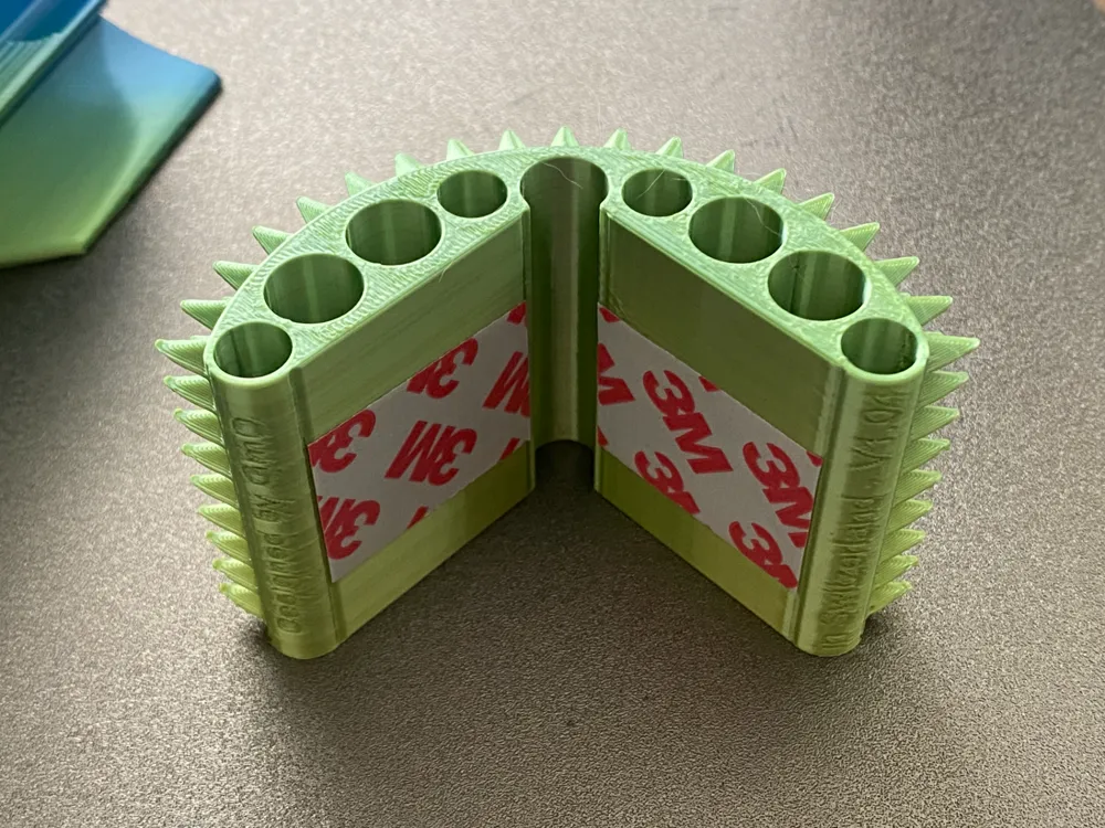 Self Purrfect Groom Brush - easy to print & strong by GmD MakerWorld ...