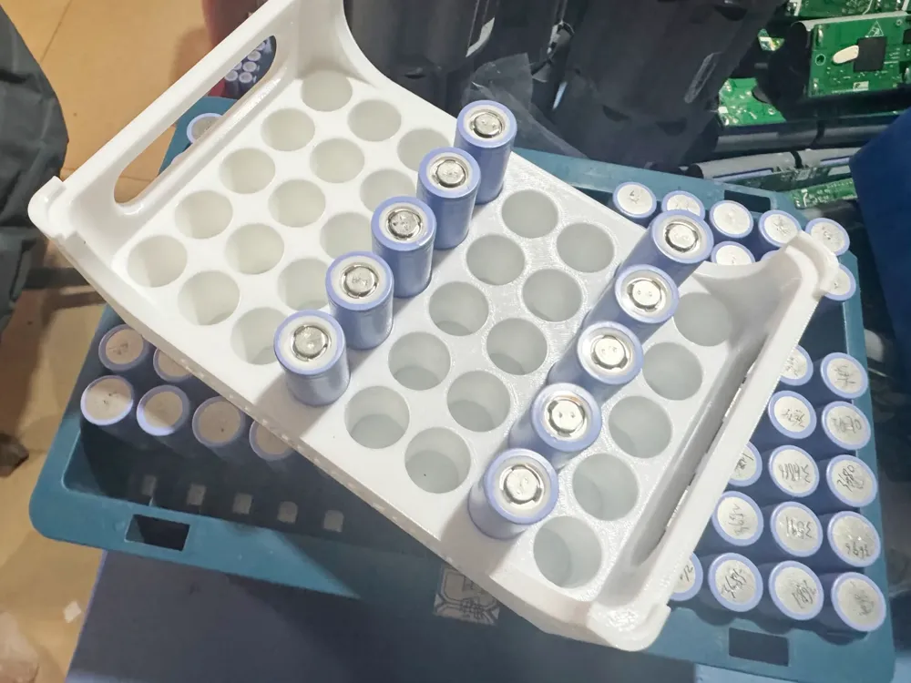 18650 and 21700 battery case, battery tray, stackable, portable ...