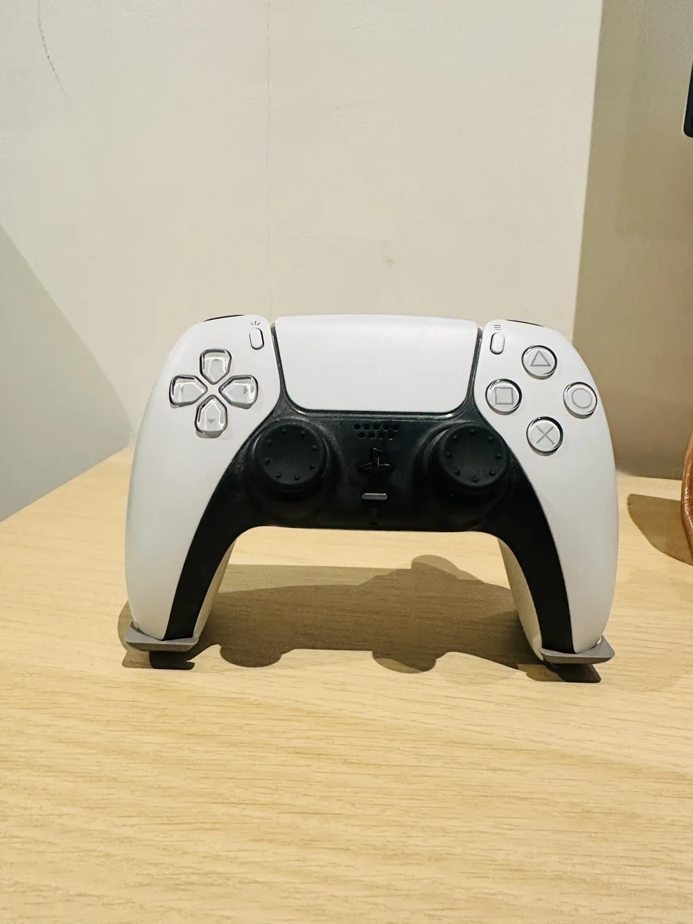 Invisible, Stable & Strong PS5 Controller Stand - Free 3D Print Model ...
