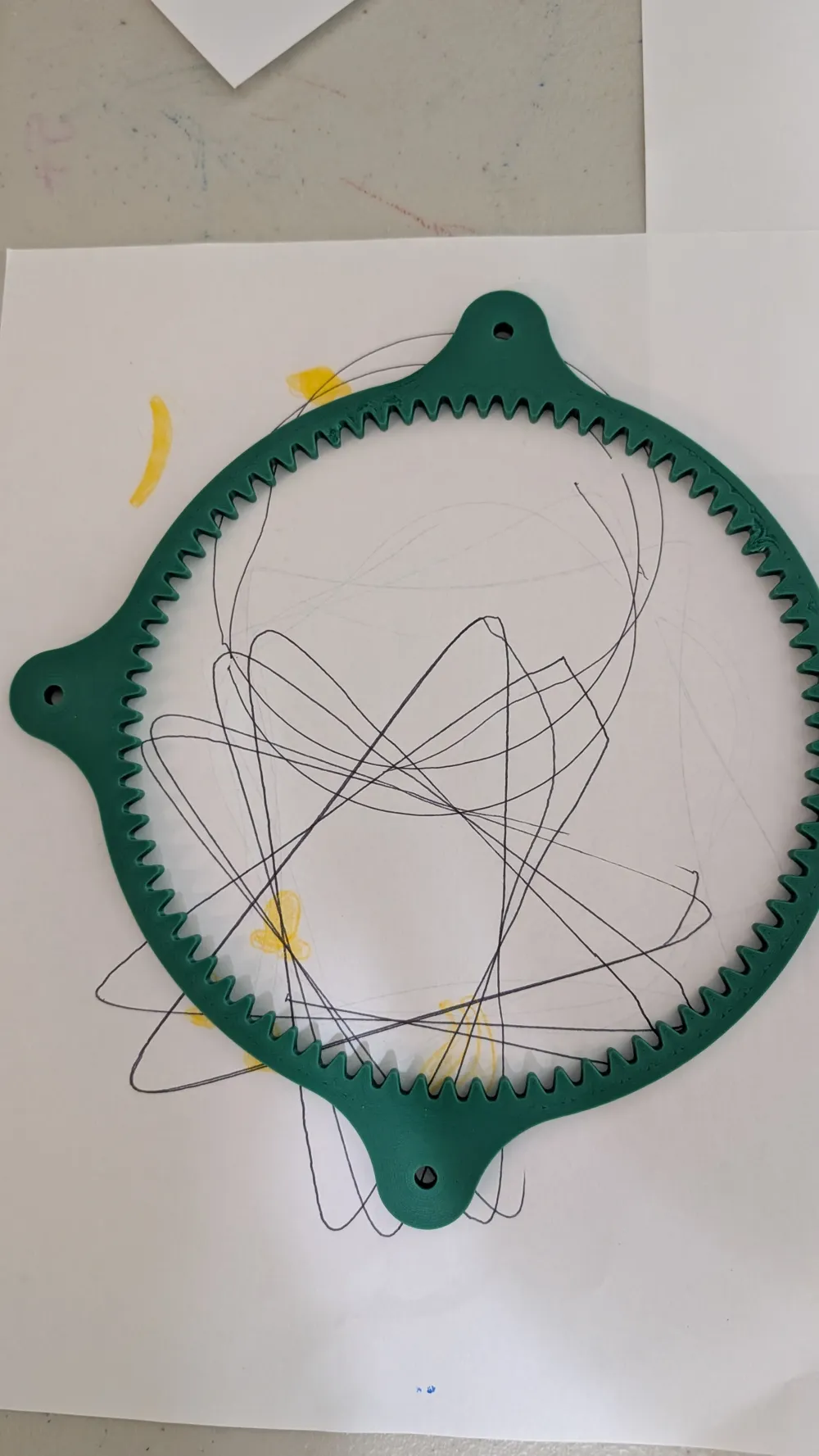 Spirograph like Drawing Template by InnovatorBeerJrMakerWorld: Download ...