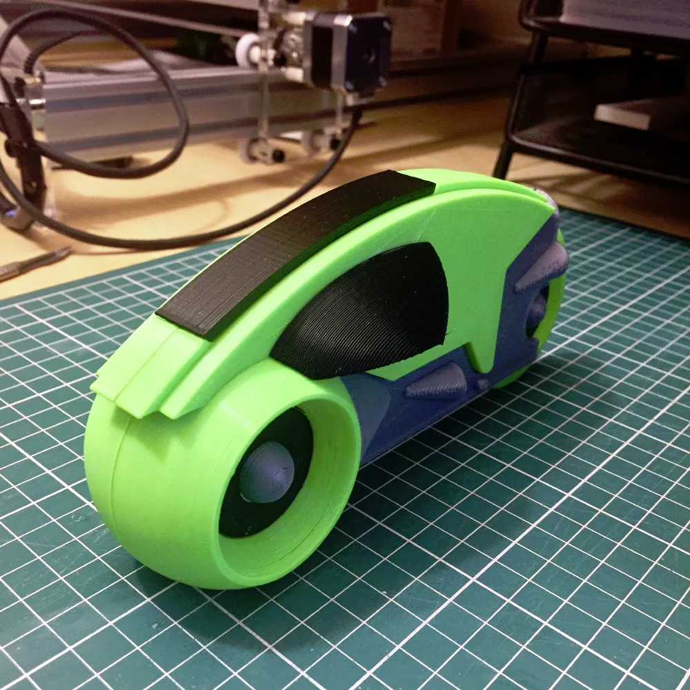 TRON LIGHTCYCLE ORIGINAL 1982 - Free 3D Print Model - MakerWorld