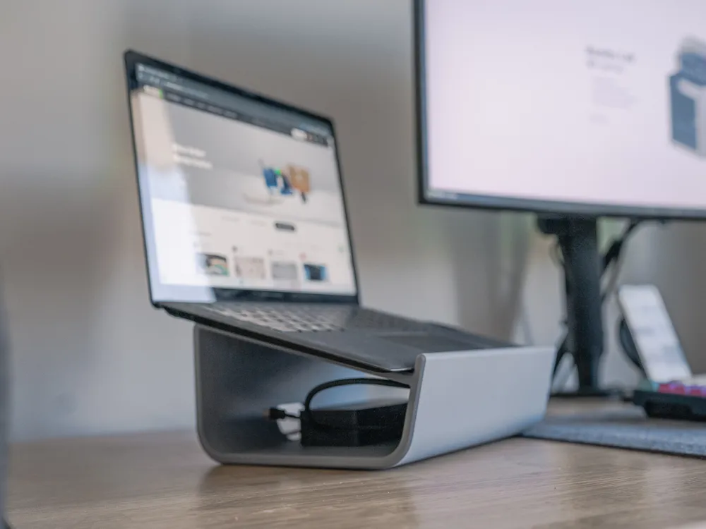 Aesthetic Laptop Stand with Ventilation by TrendtB MakerWorld: Download ...